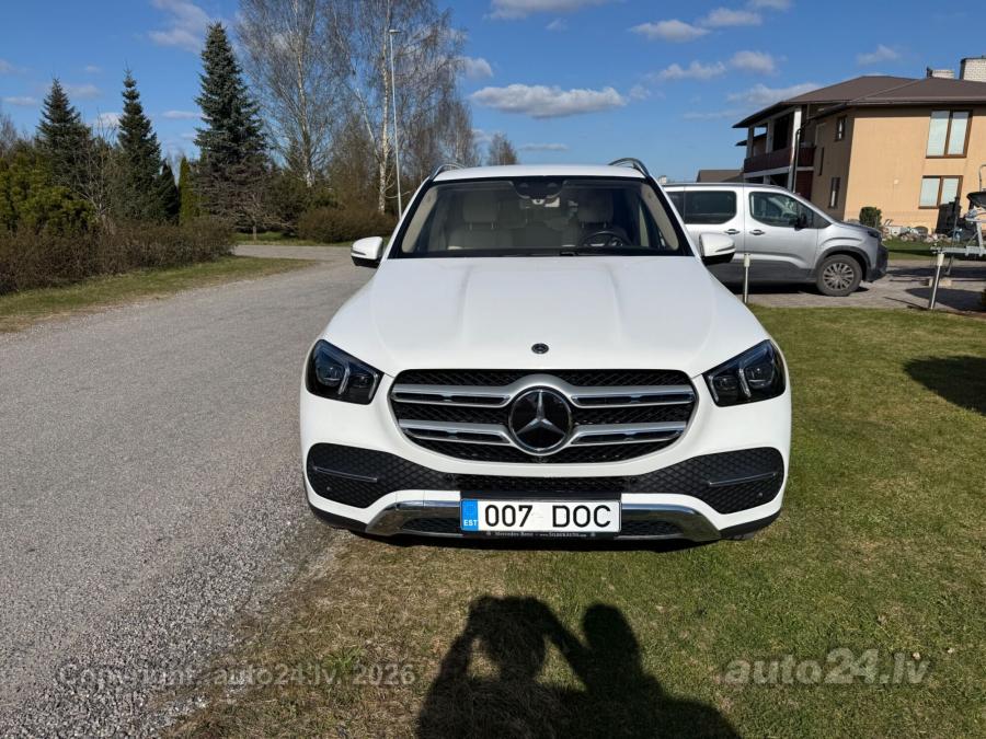 Balts Mercedes-Benz GLE-Class 2019 Tartu, ar dzinēja tilpumu 3.00 L un nobraukumu 91 tūkst. km par 52000 €, foto 1 vietnē AUTOMOTO.COM.LV