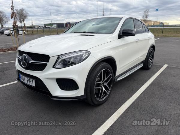 White Mercedes-Benz GLE-Class 2019 in Tallinn, with an engine capacity of 3.00 L and mileage of 94 thousand km for 43800 €, photo 3 on AUTOMOTO.COM.LV