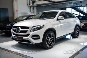 Белый Мерседес ГЛЕ-Класс 2019 в Таллин, объемом двигателя 3.00 л и пробегом 95 тыс. км за 41900 €, фото 3 на AUTOMOTO.COM.LV