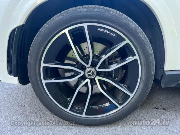 Balts Mercedes-Benz GLE-Class 2019 Tallina, ar dzinēja tilpumu 2.90 L un nobraukumu 138 tūkst. km par 57500 €, foto 7 vietnē AUTOMOTO.COM.LV