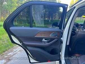 Белый Мерседес ГЛЕ-Класс 2019 в Таллин, объемом двигателя 2.90 л и пробегом 138 тыс. км за 57500 €, фото 9 на AUTOMOTO.COM.LV
