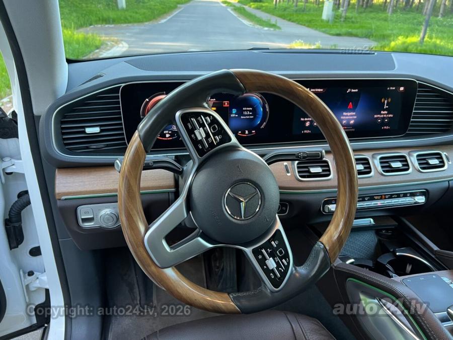 Белый Мерседес ГЛЕ-Класс 2019 в Таллин, объемом двигателя 2.90 л и пробегом 138 тыс. км за 57500 €, фото 12 на AUTOMOTO.COM.LV