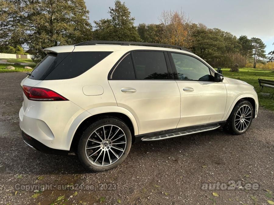 Balts Mercedes-Benz GLE-Class 2020 Tallina, ar dzinēja tilpumu 2.90 L un nobraukumu 112 tūkst. km par 52700 €, foto 3 vietnē AUTOMOTO.COM.LV