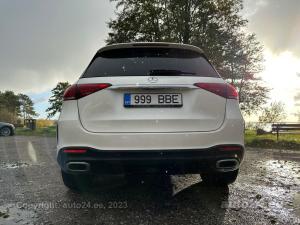 Balts Mercedes-Benz GLE-Class 2020 Tallina, ar dzinēja tilpumu 2.90 L un nobraukumu 112 tūkst. km par 52700 €, foto 4 vietnē AUTOMOTO.COM.LV