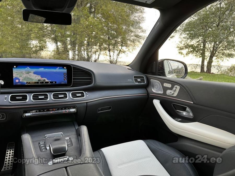 Balts Mercedes-Benz GLE-Class 2020 Tallina, ar dzinēja tilpumu 2.90 L un nobraukumu 112 tūkst. km par 52700 €, foto 9 vietnē AUTOMOTO.COM.LV