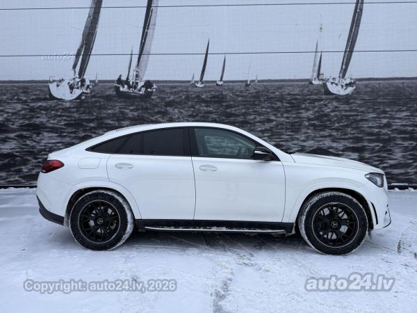 White Mercedes-Benz GLE-Class 2022 in Tallinn, with an engine capacity of 2.00 L and mileage of 65 thousand km for 74900 €, photo 2 on AUTOMOTO.COM.LV