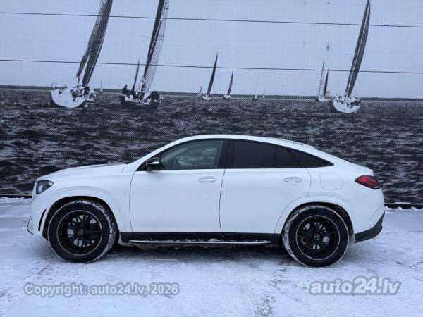 White Mercedes-Benz GLE-Class 2022 in Tallinn, with an engine capacity of 2.00 L and mileage of 65 thousand km for 74900 €, photo 5 on AUTOMOTO.COM.LV