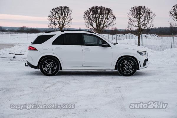 Balts Mercedes-Benz GLE-Class 2022 Tartu, ar dzinēja tilpumu 2.00 L un nobraukumu 107 tūkst. km par 57900 €, foto 7 vietnē AUTOMOTO.COM.LV