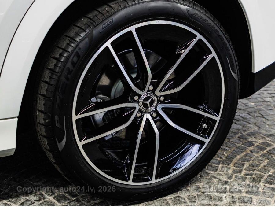White Mercedes-Benz GLE-Class 2023 in Tallinn, with an engine capacity of 2.90 L and mileage of 8 thousand km for 105900 €, photo 23 on AUTOMOTO.COM.LV