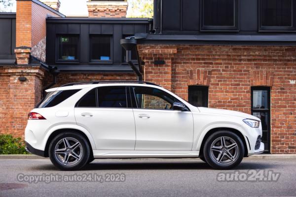 Balts Mercedes-Benz GLE-Class 2023 Tartu, ar dzinēja tilpumu 2.00 L un nobraukumu 98 tūkst. km par 62500 €, foto 8 vietnē AUTOMOTO.COM.LV