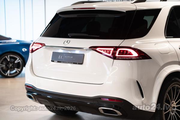 Balts Mercedes-Benz GLE-Class 2023 Tallina, ar dzinēja tilpumu 2.90 L un nobraukumu 65 tūkst. km par 71700 €, foto 5 vietnē AUTOMOTO.COM.LV