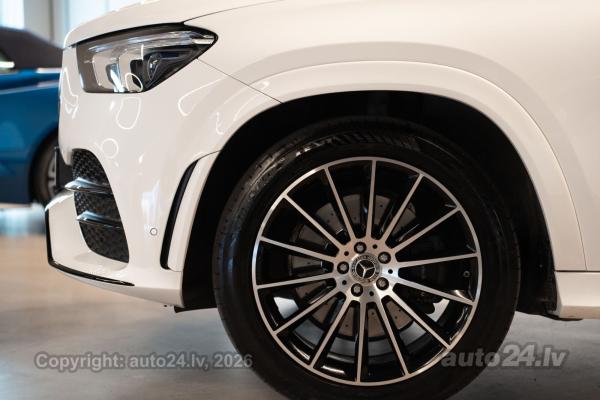 Balts Mercedes-Benz GLE-Class 2023 Tallina, ar dzinēja tilpumu 2.90 L un nobraukumu 65 tūkst. km par 71700 €, foto 11 vietnē AUTOMOTO.COM.LV