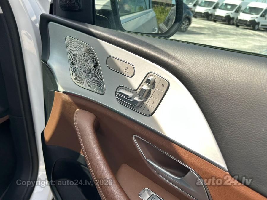 White Mercedes-Benz GLE-Class 2024 in Tallinn, with an engine capacity of 2.00 L and mileage of 0 thousand km for 49000 €, photo 8 on AUTOMOTO.COM.LV