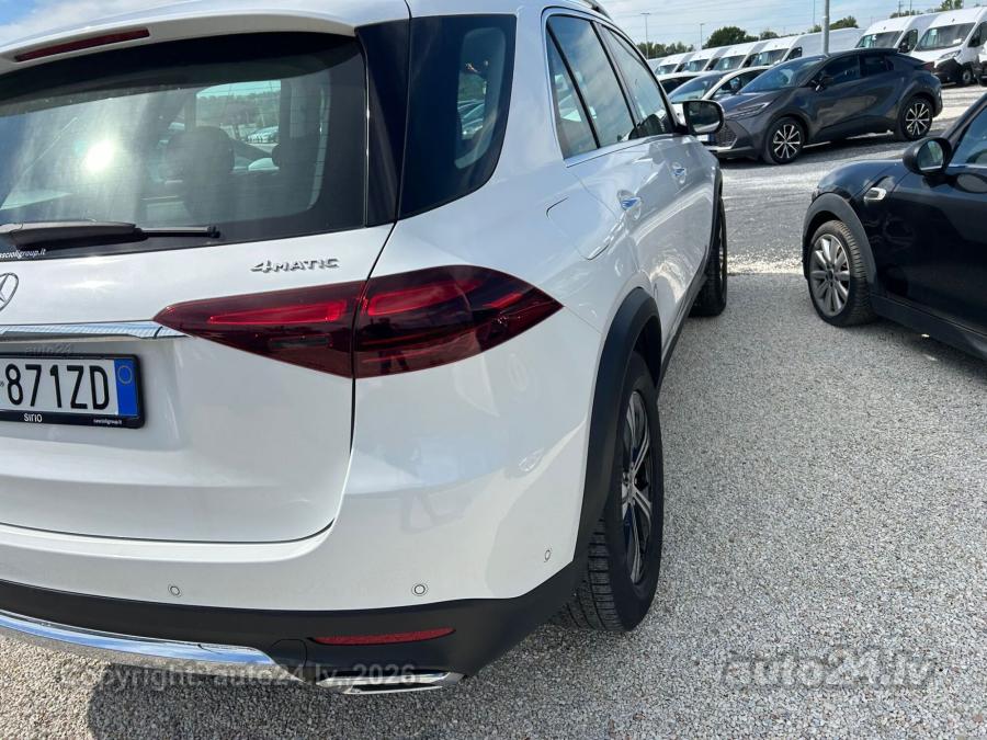 White Mercedes-Benz GLE-Class 2024 in Tallinn, with an engine capacity of 2.00 L and mileage of 0 thousand km for 49000 €, photo 9 on AUTOMOTO.COM.LV