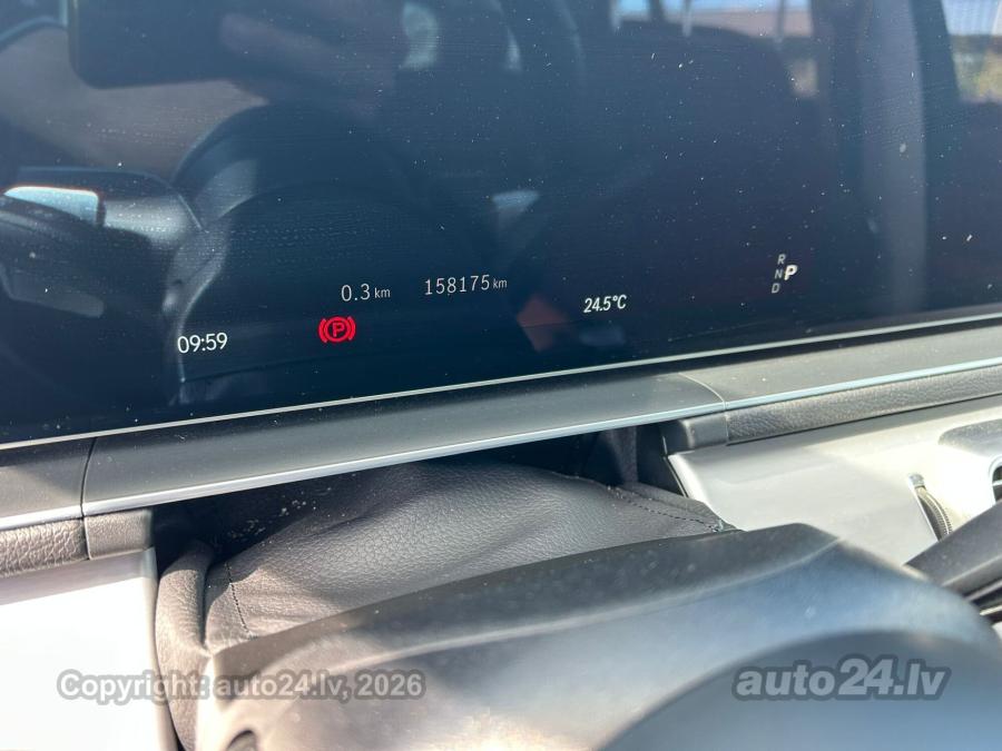 White Mercedes-Benz GLE-Class 2024 in Tallinn, with an engine capacity of 2.00 L and mileage of 0 thousand km for 49000 €, photo 10 on AUTOMOTO.COM.LV