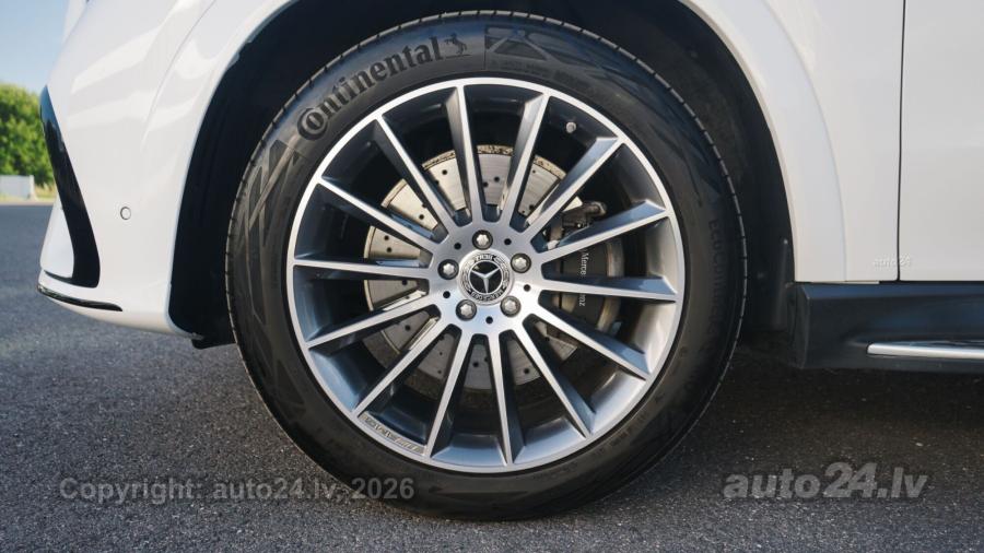 Balts Mercedes-Benz GLE-Class 2024 Tallina, ar dzinēja tilpumu 2.00 L un nobraukumu 22 tūkst. km par 84900 €, foto 12 vietnē AUTOMOTO.COM.LV