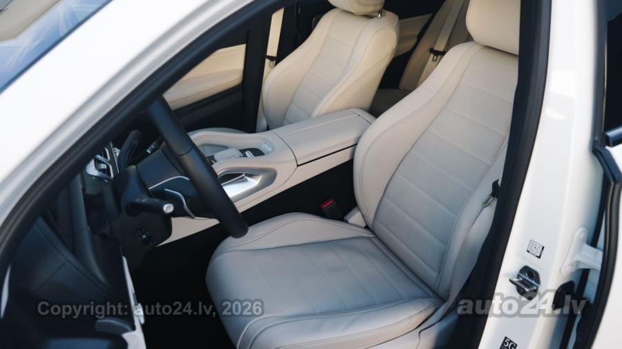 Balts Mercedes-Benz GLE-Class 2024 Tallina, ar dzinēja tilpumu 2.00 L un nobraukumu 22 tūkst. km par 84900 €, foto 15 vietnē AUTOMOTO.COM.LV