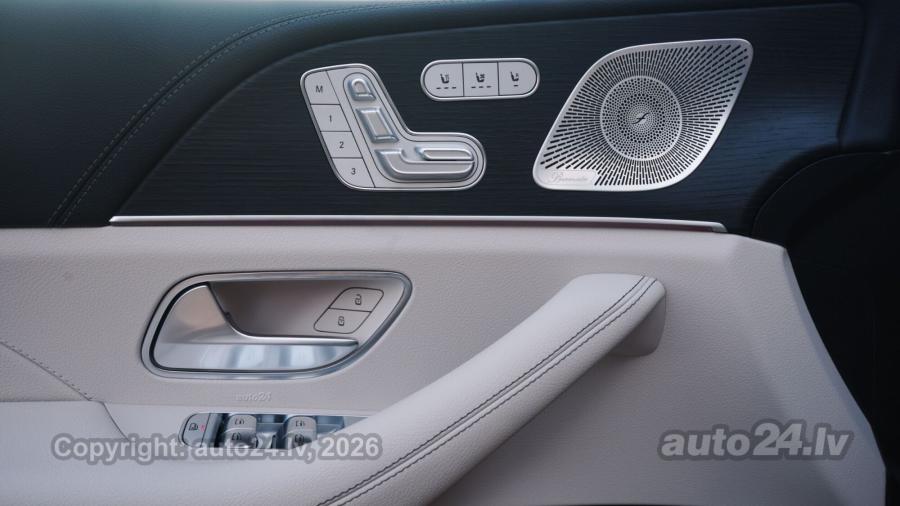 Balts Mercedes-Benz GLE-Class 2024 Tallina, ar dzinēja tilpumu 2.00 L un nobraukumu 22 tūkst. km par 84900 €, foto 16 vietnē AUTOMOTO.COM.LV