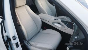 Balts Mercedes-Benz GLE-Class 2024 Tallina, ar dzinēja tilpumu 2.00 L un nobraukumu 22 tūkst. km par 84900 €, foto 22 vietnē AUTOMOTO.COM.LV