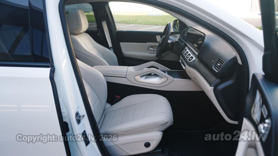 Balts Mercedes-Benz GLE-Class 2024 Tallina, ar dzinēja tilpumu 2.00 L un nobraukumu 22 tūkst. km par 84900 €, foto 23 vietnē AUTOMOTO.COM.LV