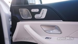 Balts Mercedes-Benz GLE-Class 2024 Tallina, ar dzinēja tilpumu 2.00 L un nobraukumu 22 tūkst. km par 84900 €, foto 24 vietnē AUTOMOTO.COM.LV