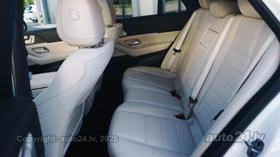 Balts Mercedes-Benz GLE-Class 2024 Tallina, ar dzinēja tilpumu 2.00 L un nobraukumu 22 tūkst. km par 84900 €, foto 25 vietnē AUTOMOTO.COM.LV