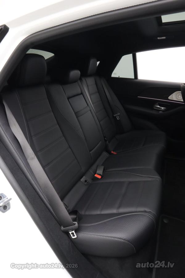 Balts Mercedes-Benz GLE-Class 2025 Tallina, ar dzinēja tilpumu 2.00 L un nobraukumu 10 tūkst. km par 93900 €, foto 11 vietnē AUTOMOTO.COM.LV