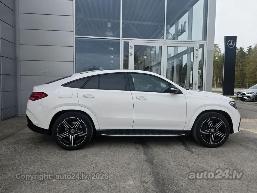 White Mercedes-Benz GLE-Class 2023 in Parnu, with an engine capacity of 2.00 L and mileage of 64 thousand km for 84900 €, photo 5 on AUTOMOTO.COM.LV