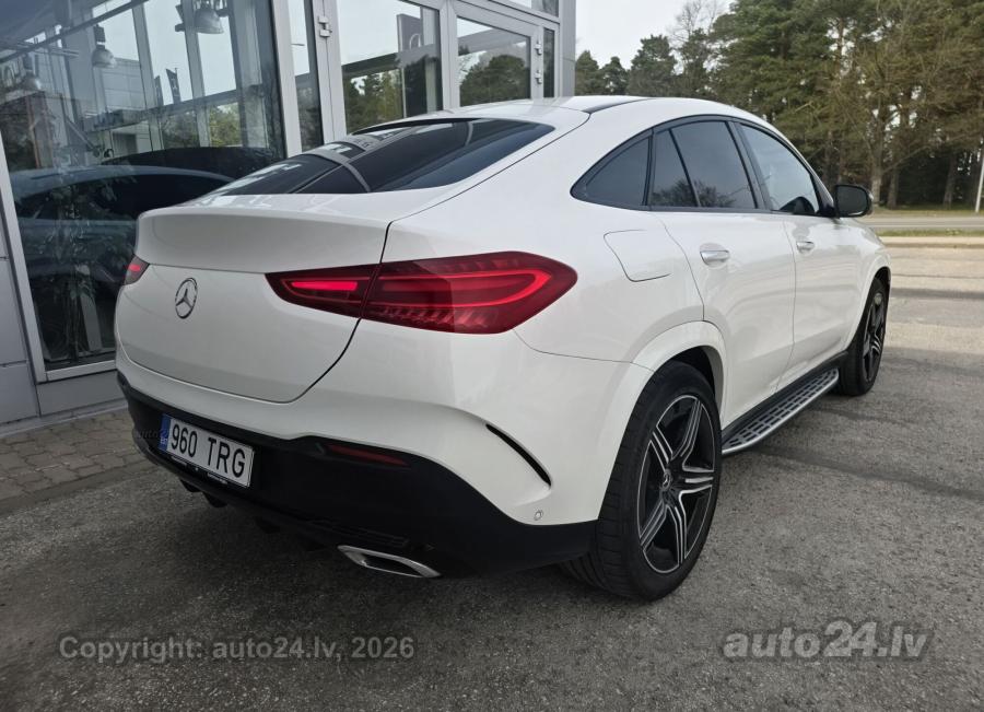 White Mercedes-Benz GLE-Class 2023 in Parnu, with an engine capacity of 2.00 L and mileage of 64 thousand km for 84900 €, photo 6 on AUTOMOTO.COM.LV