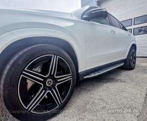 White Mercedes-Benz GLE-Class 2023 in Parnu, with an engine capacity of 2.00 L and mileage of 64 thousand km for 84900 €, photo 9 on AUTOMOTO.COM.LV