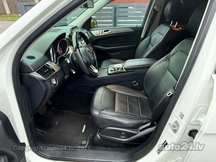 Balts Mercedes-Benz GLE-Class 2016 Tallina, ar dzinēja tilpumu 3.00 L un nobraukumu 0 tūkst. km par 18490 €, foto 12 vietnē AUTOMOTO.COM.LV