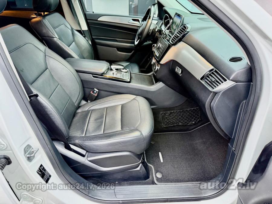 Balts Mercedes-Benz GLE-Class 2016 Tallina, ar dzinēja tilpumu 3.00 L un nobraukumu 0 tūkst. km par 18490 €, foto 16 vietnē AUTOMOTO.COM.LV