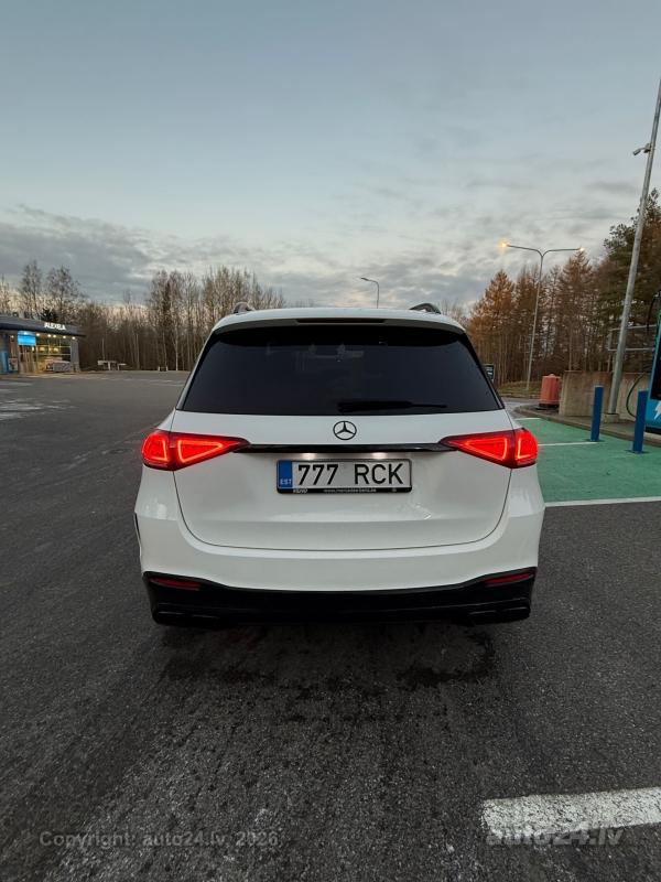 White Mercedes-Benz GLE-Class 2019 in Tallinn, with an engine capacity of 2.90 L and mileage of 145 thousand km for 48000 €, photo 2 on AUTOMOTO.COM.LV