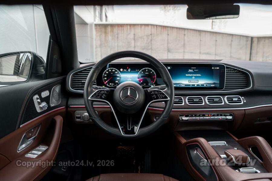 Balts Mercedes-Benz GLE-Class 2023 Tartu, ar dzinēja tilpumu 3.00 L un nobraukumu 63 tūkst. km par 86900 €, foto 4 vietnē AUTOMOTO.COM.LV