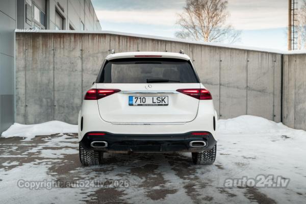 Balts Mercedes-Benz GLE-Class 2023 Tartu, ar dzinēja tilpumu 3.00 L un nobraukumu 63 tūkst. km par 86900 €, foto 6 vietnē AUTOMOTO.COM.LV