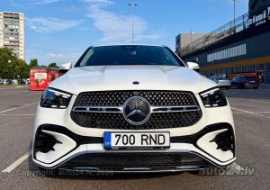White Mercedes-Benz GLE-Class 2024 in Tallinn, with an engine capacity of 2.00 L and mileage of 38 thousand km for 83990 €, photo 3 on AUTOMOTO.COM.LV