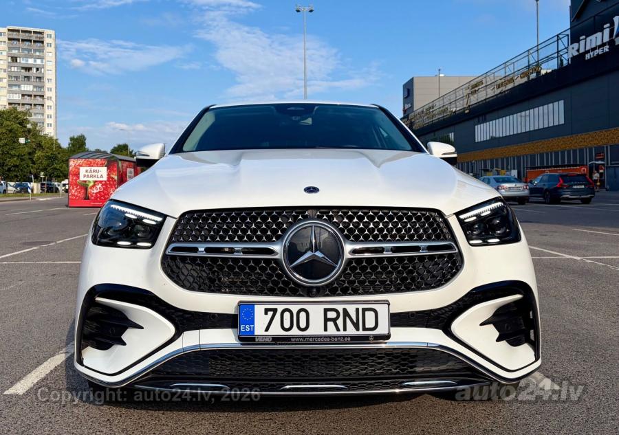 White Mercedes-Benz GLE-Class 2024 in Tallinn, with an engine capacity of 2.00 L and mileage of 38 thousand km for 83990 €, photo 3 on AUTOMOTO.COM.LV