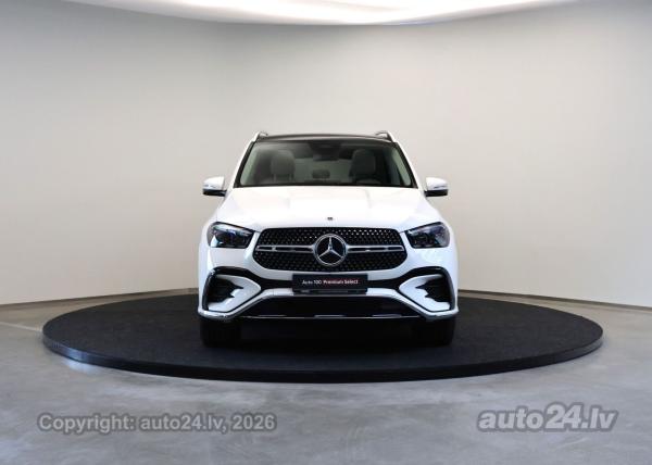 Balts Mercedes-Benz GLE-Class 2024 Tallina, ar dzinēja tilpumu 1.99 L un nobraukumu 13 tūkst. km par 79900 €, foto 8 vietnē AUTOMOTO.COM.LV