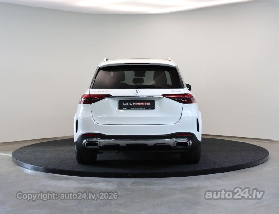 Balts Mercedes-Benz GLE-Class 2024 Tallina, ar dzinēja tilpumu 1.99 L un nobraukumu 13 tūkst. km par 79900 €, foto 9 vietnē AUTOMOTO.COM.LV