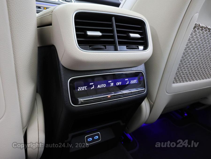 Balts Mercedes-Benz GLE-Class 2024 Tallina, ar dzinēja tilpumu 1.99 L un nobraukumu 13 tūkst. km par 79900 €, foto 16 vietnē AUTOMOTO.COM.LV
