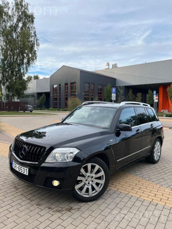 Melns Mercedes-Benz glk-200 2011 Rīga, ar dzinēja tilpumu 2.20 L un nobraukumu 305 tūkst. km par 7800 €, foto 1 vietnē AUTOMOTO.COM.LV