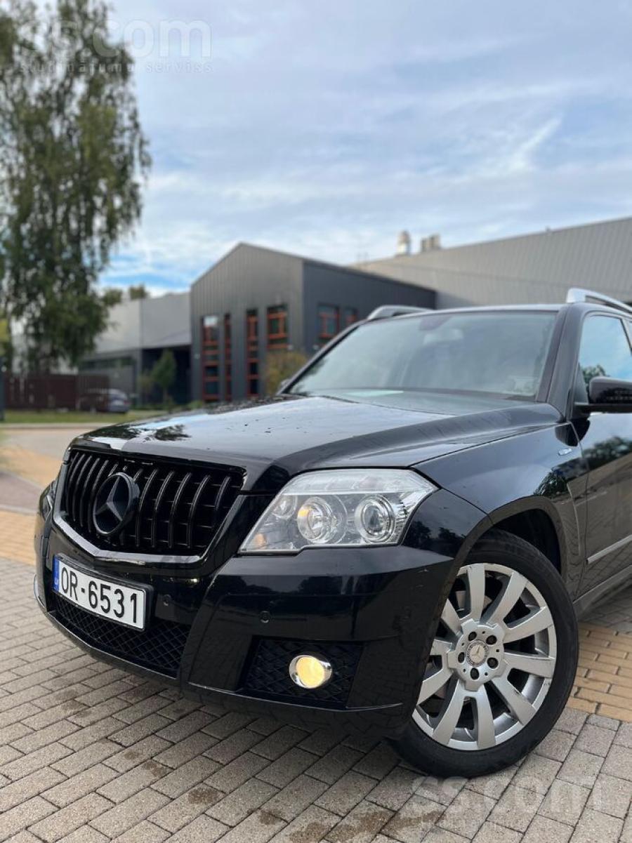 Melns Mercedes-Benz glk-200 2011 Rīga, ar dzinēja tilpumu 2.20 L un nobraukumu 305 tūkst. km par 7800 €, foto 4 vietnē AUTOMOTO.COM.LV