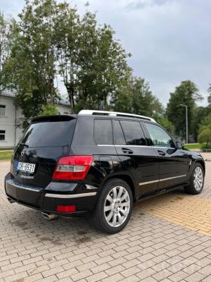 Melns Mercedes-Benz glk-200 2011 Rīga, ar dzinēja tilpumu 2.20 L un nobraukumu 305 tūkst. km par 7800 €, foto 7 vietnē AUTOMOTO.COM.LV