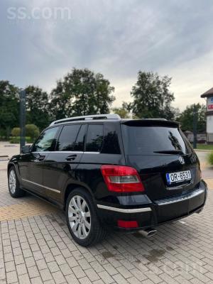 Melns Mercedes-Benz glk-200 2011 Rīga, ar dzinēja tilpumu 2.20 L un nobraukumu 305 tūkst. km par 7800 €, foto 8 vietnē AUTOMOTO.COM.LV