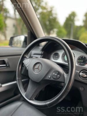 Melns Mercedes-Benz glk-200 2011 Rīga, ar dzinēja tilpumu 2.20 L un nobraukumu 305 tūkst. km par 7800 €, foto 14 vietnē AUTOMOTO.COM.LV