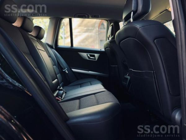 Black Mercedes-Benz glk-200 2011 in Cesis, with an engine capacity of 2.20 L and mileage of 0 thousand km for 7790 €, photo 10 on AUTOMOTO.COM.LV