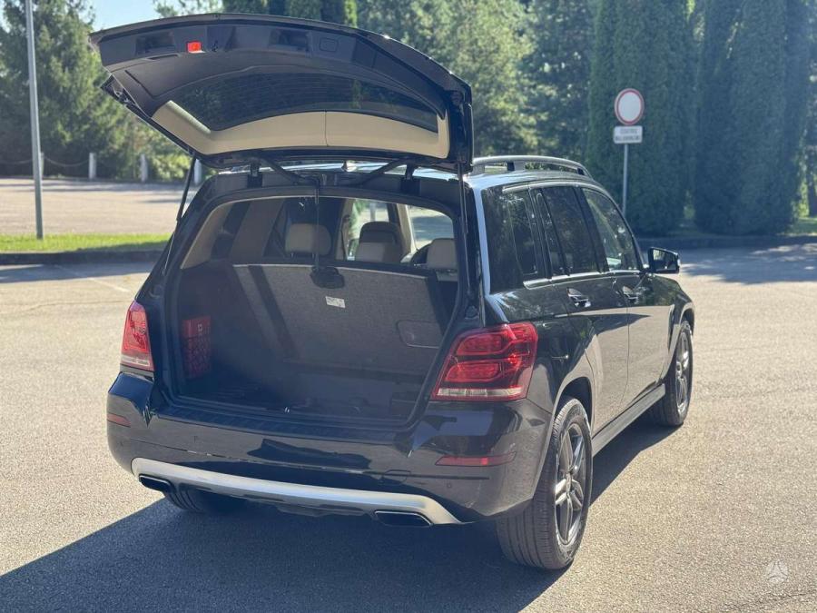 Black Mercedes-Benz glk-200 2013 in Alytus, with an engine capacity of 2.14 L and mileage of 245 thousand km for 10500 €, photo 13 on AUTOMOTO.COM.LV