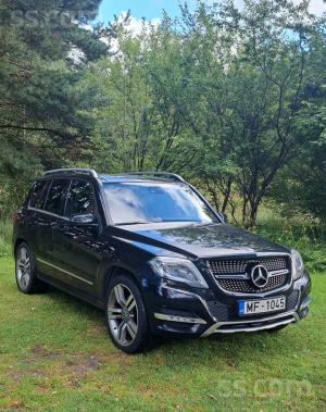 Melns Mercedes-Benz glk-200 2013 Ventspils, ar dzinēja tilpumu 2.20 L un nobraukumu 270 tūkst. km par 10500 €, foto 3 vietnē AUTOMOTO.COM.LV