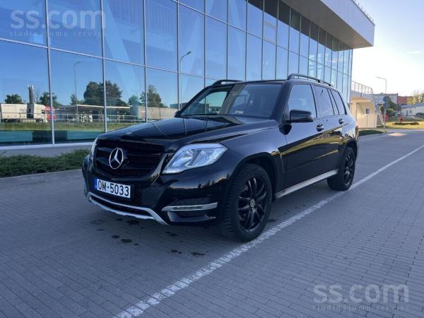 Melns Mercedes-Benz glk-200 2014 Rēzekne, ar dzinēja tilpumu 2.20 L un nobraukumu 175 tūkst. km par 12500 €, foto 1 vietnē AUTOMOTO.COM.LV