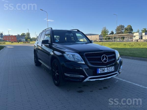 Melns Mercedes-Benz glk-200 2014 Rēzekne, ar dzinēja tilpumu 2.20 L un nobraukumu 175 tūkst. km par 12500 €, foto 5 vietnē AUTOMOTO.COM.LV